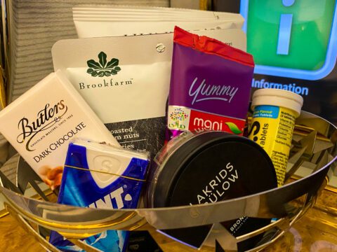 Emirates 777 First Class Review -- Dubai [DXB] to Los Angeles [LAX]